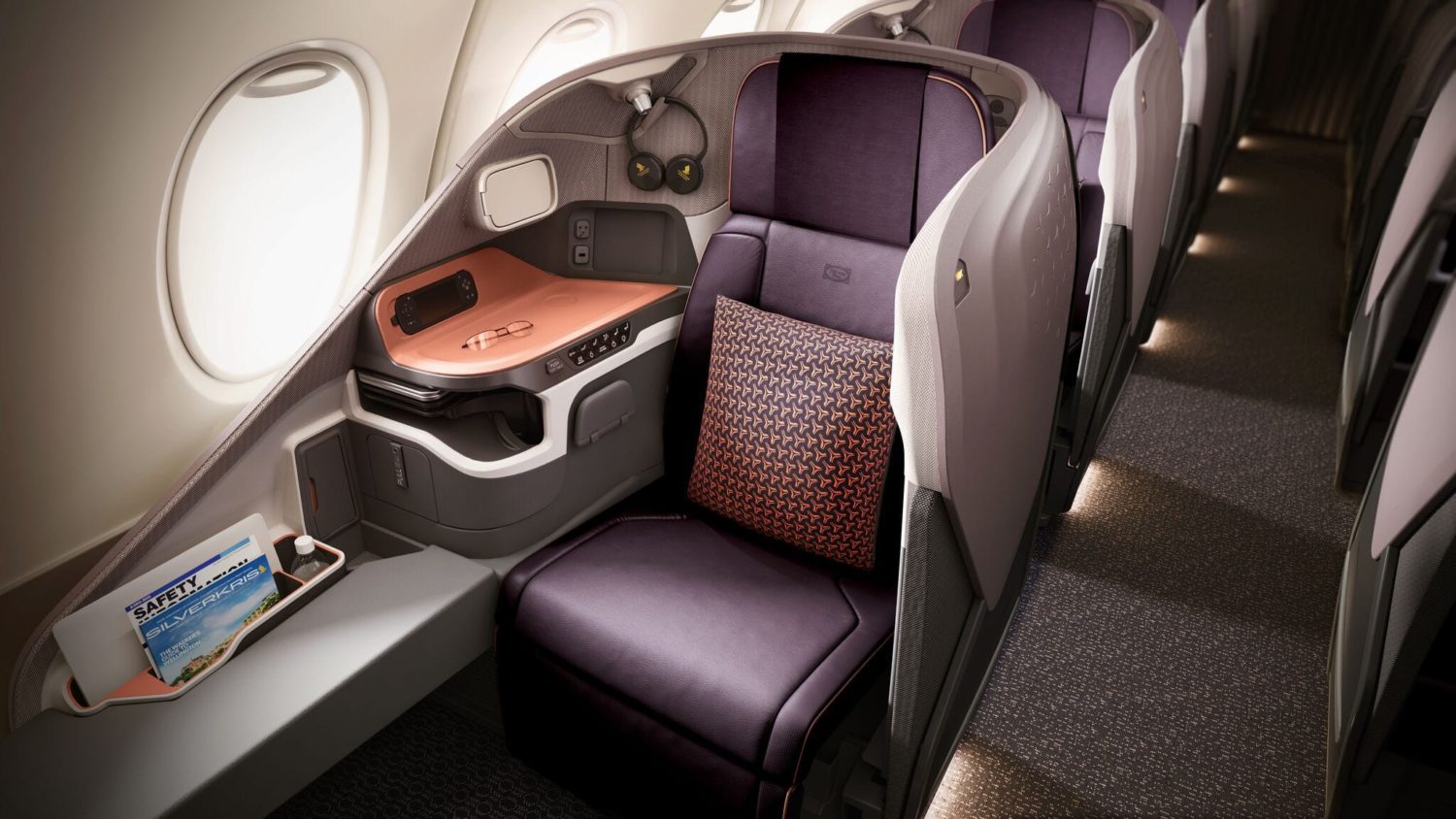 Business Class_01_preview | Thrifty Traveler