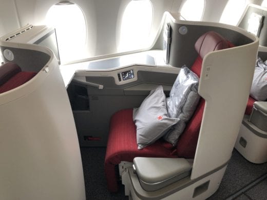 Want Cheap Business Class Flights? The Best Ways You Can Book