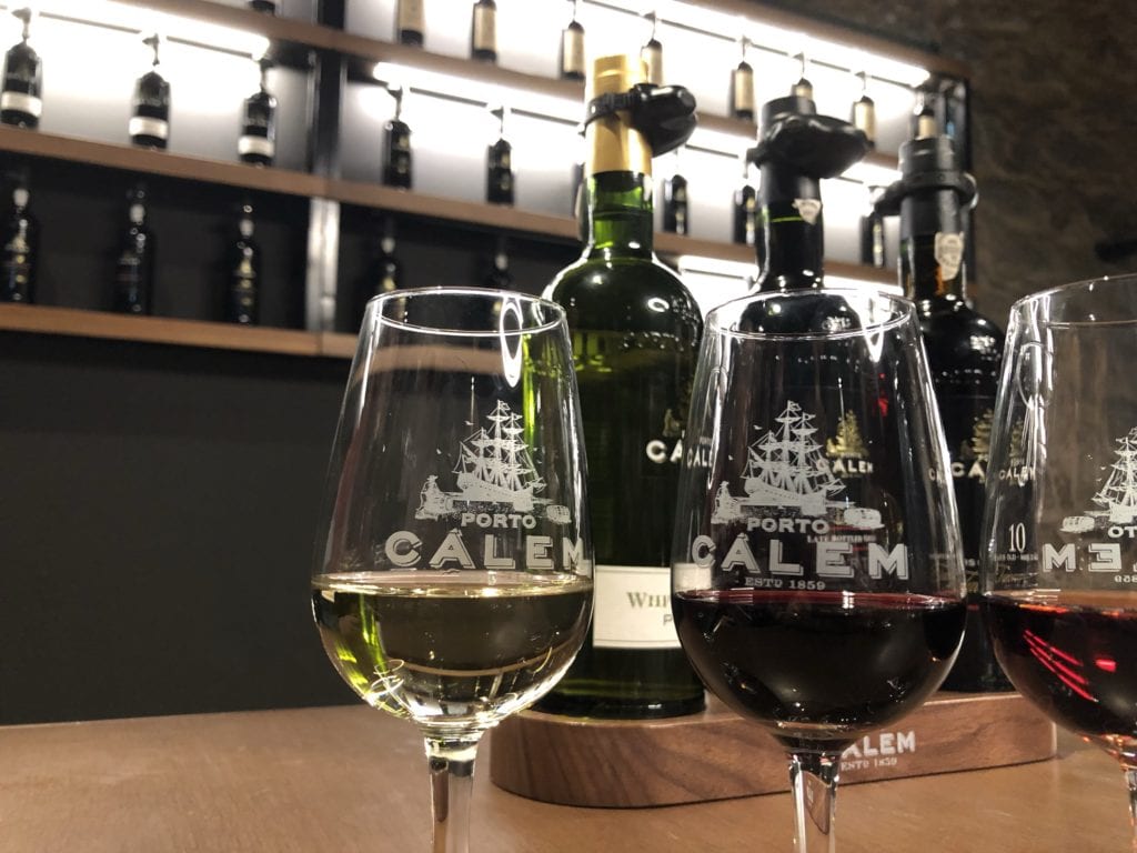 Thrifty Traveler's Guide to Porto, Portugal