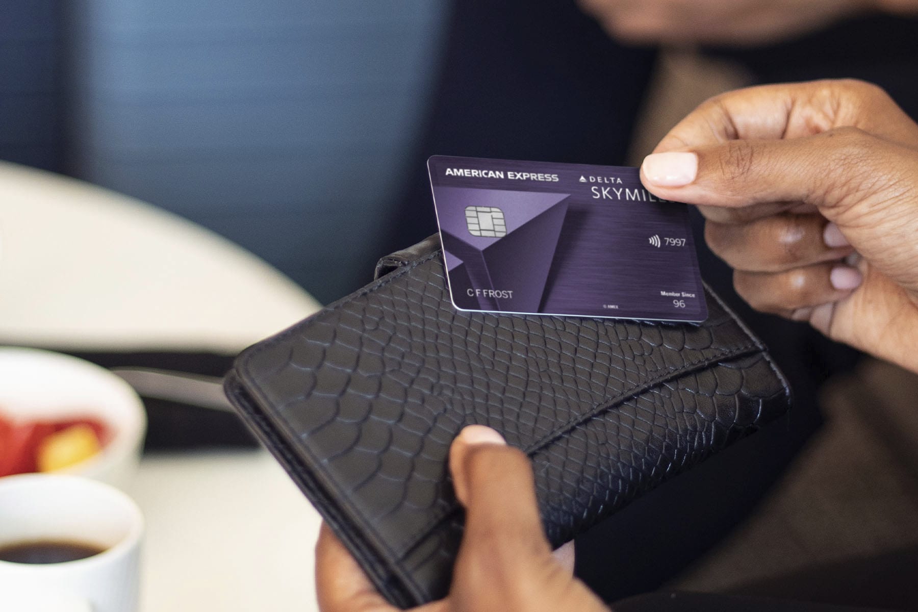 The Best Credit Cards Delta Travelers Should Have in 2025