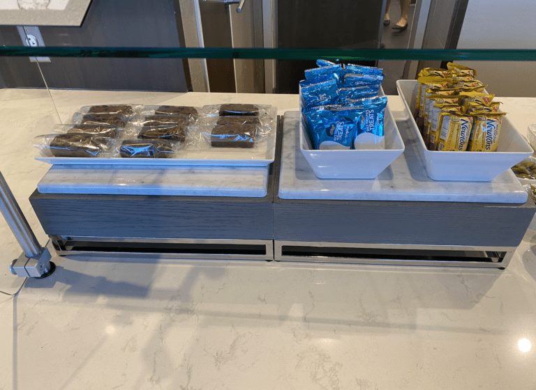 Delta Sky Club DCA in Washington, D.C. Review