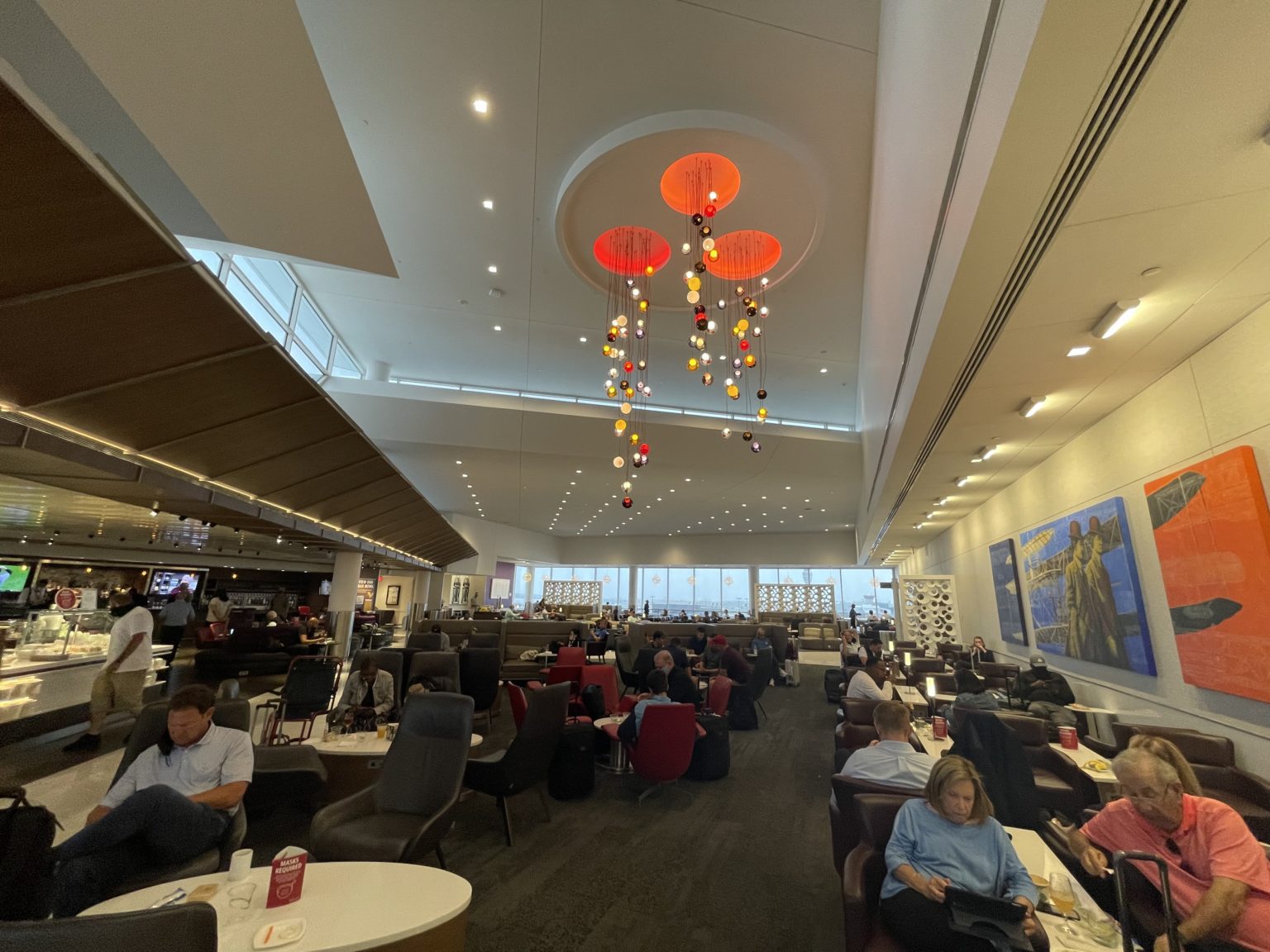 Lounge Review: Inside the Flagship Atlanta Delta Sky Club