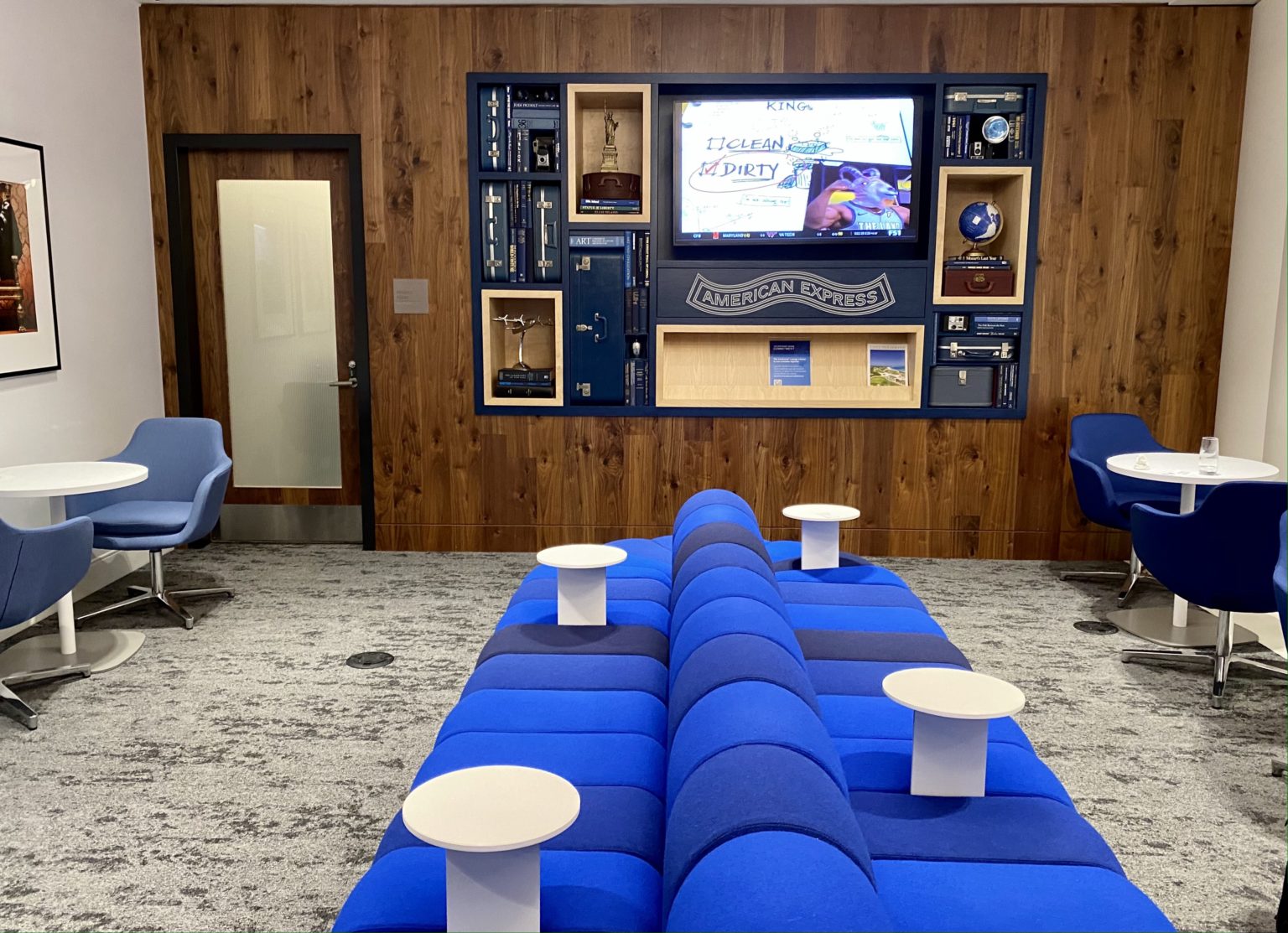 Review: The LGA Centurion Lounge | Thrifty Traveler