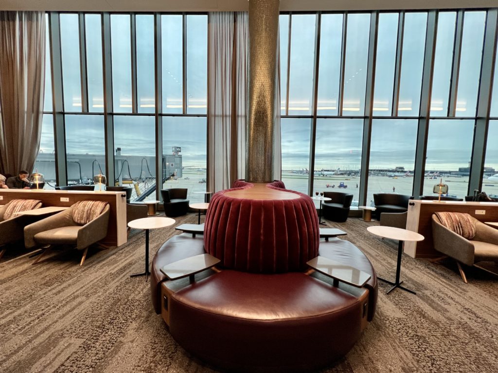 Review: Delta Sky Club Chicago-O'Hare (ORD)