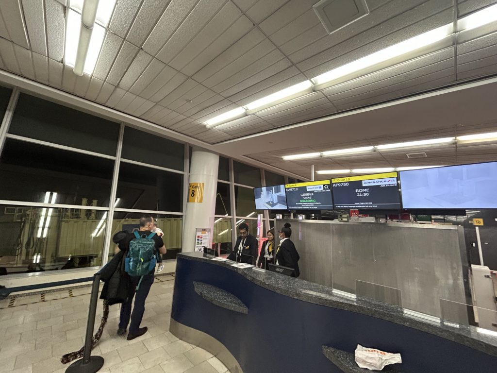 Review: SWISS Economy on the A330-300 from New York to Geneva