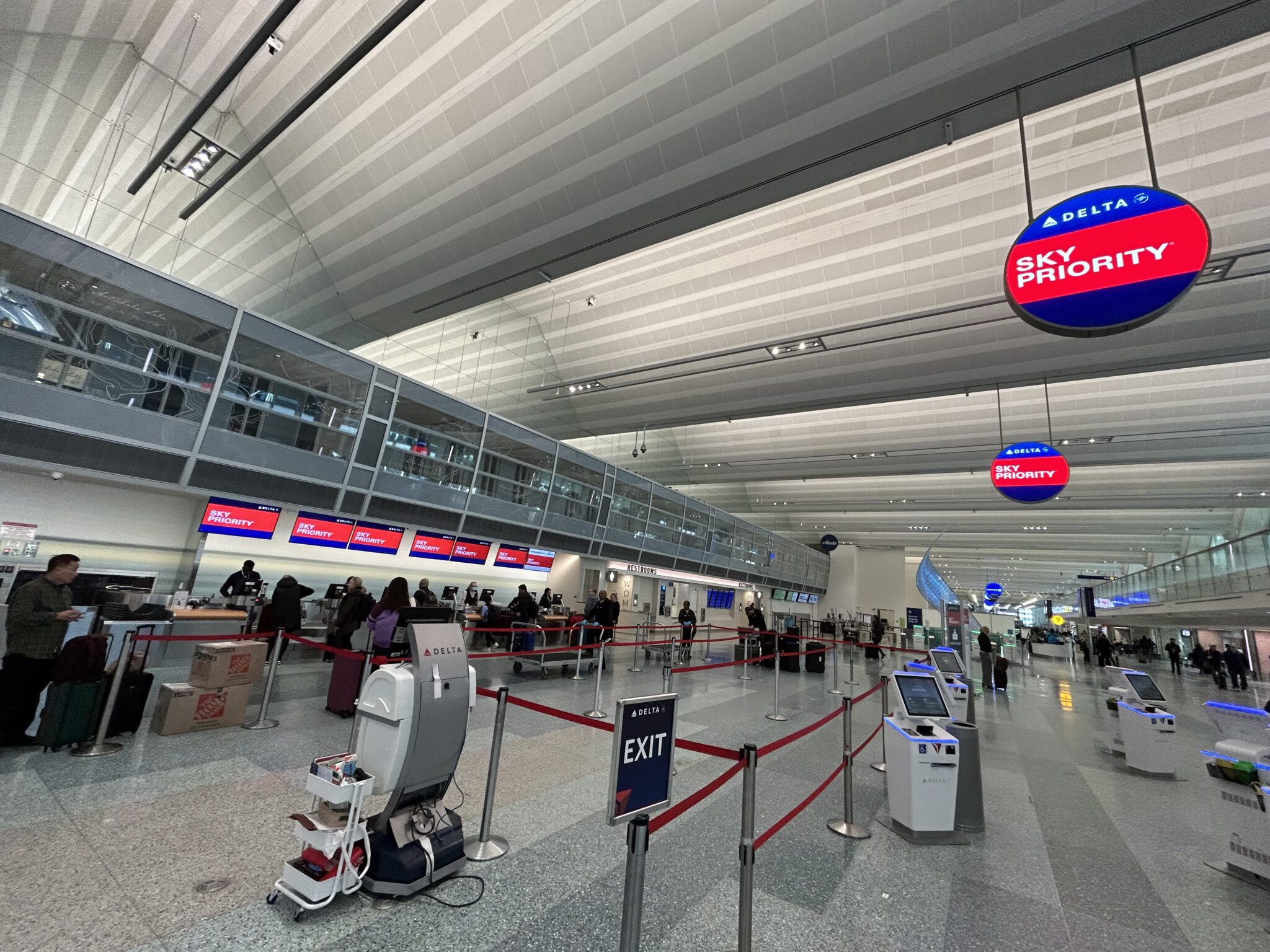 Review: Delta Premium Select, Minneapolis to Paris