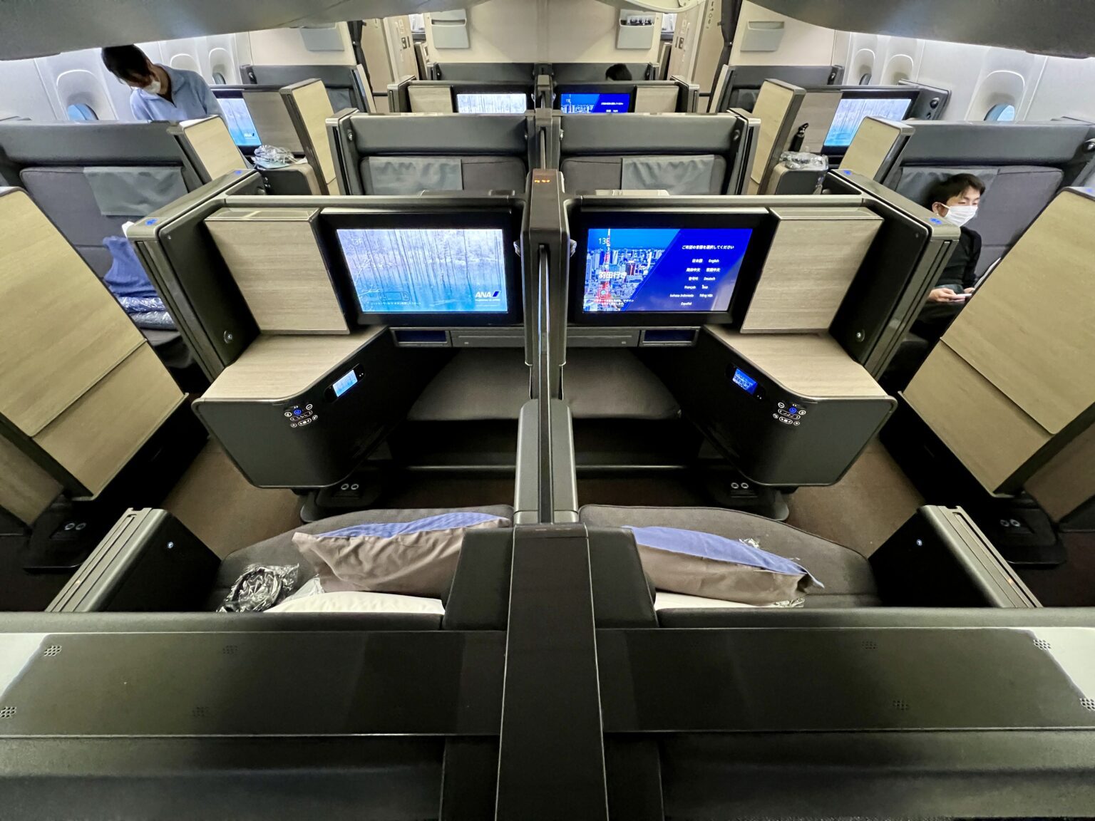 Where to Find (& How to Book) ANA’s New First, Business Class Cabins