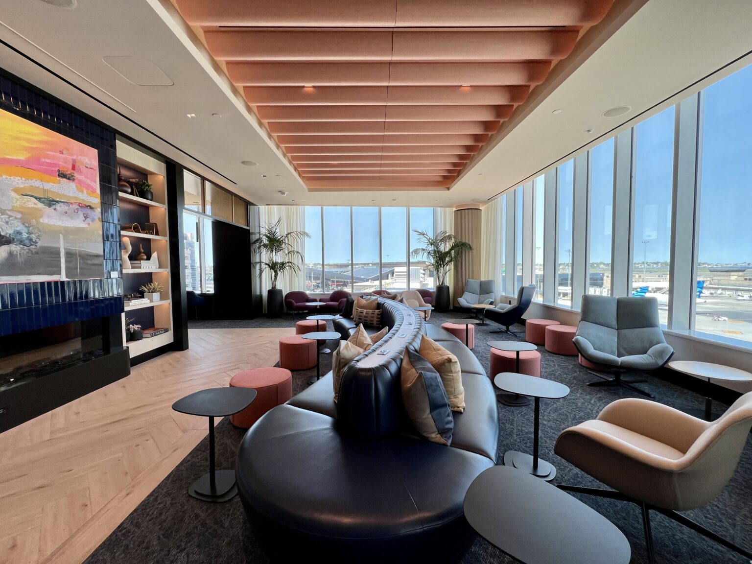 First Look: Chase's First US Sapphire Lounge in Boston (Open Now!)