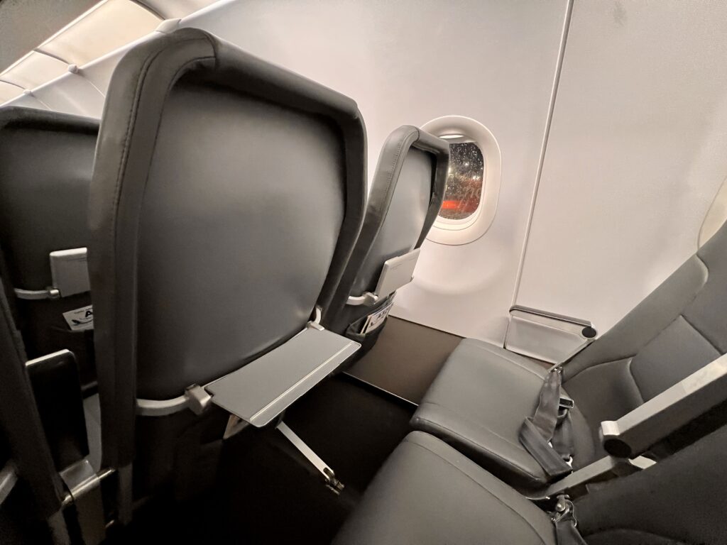 A Cheap Fare, Stiff Seat & High Fees: Our Frontier Airlines Review