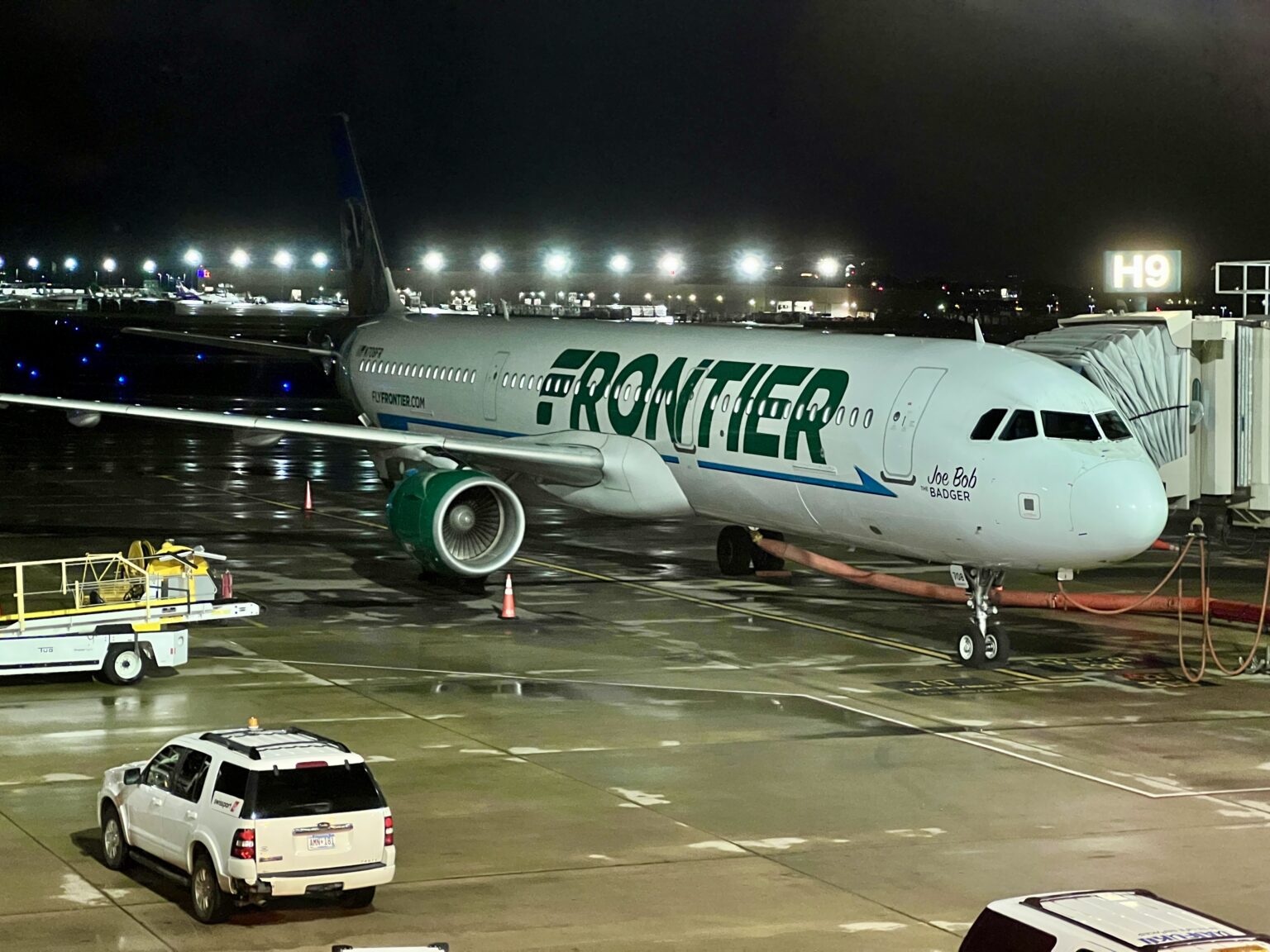 A Cheap Fare, Stiff Seat & High Fees: Our Frontier Airlines Review