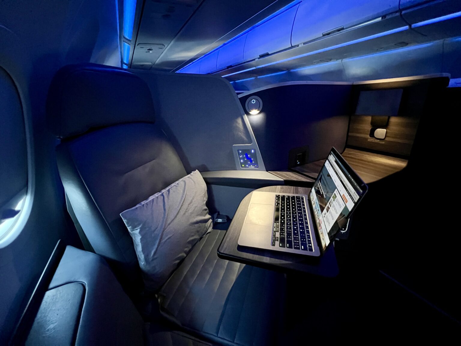 Is the JetBlue Mint Studio Worth the Upgrade?