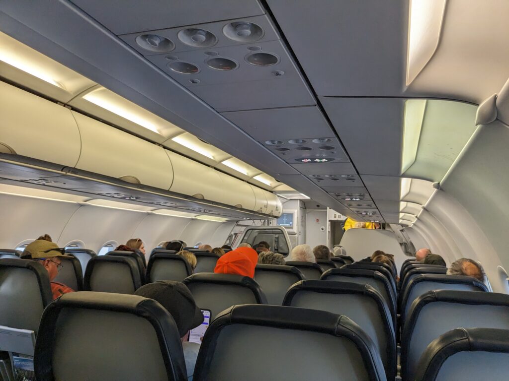 A Friendly Crew & Early Arrival: Allegiant Air Review