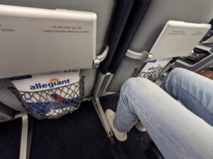 A Friendly Crew & Early Arrival: Allegiant Air Review