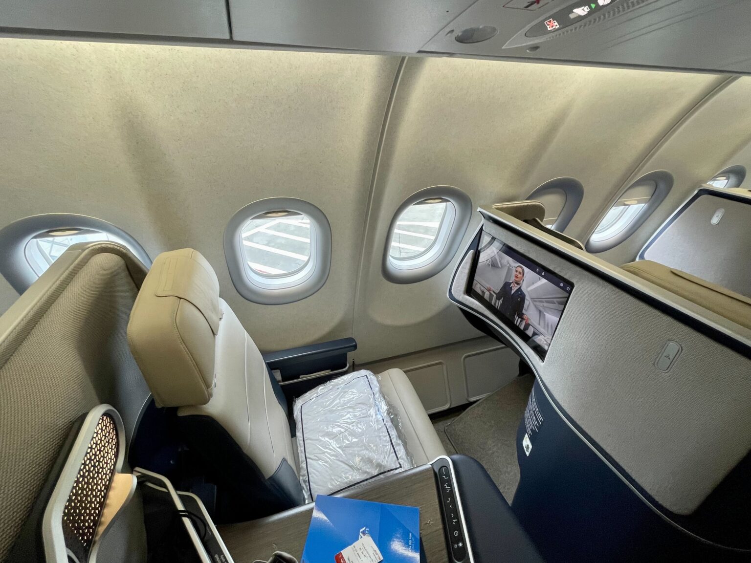 A Luxe Ride to Rome: ITA Airways Business Class on the A330-900neo