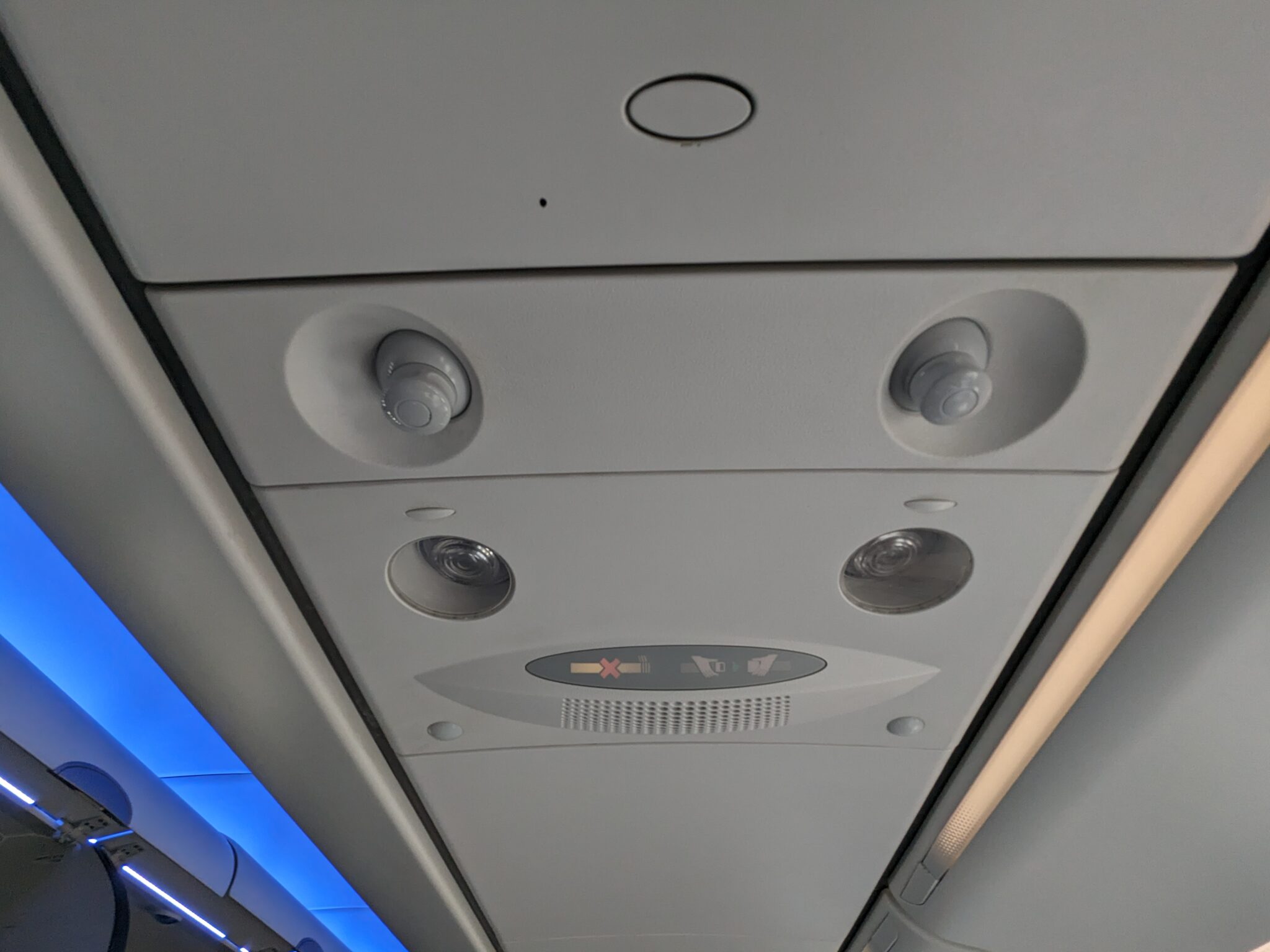 5 Things I Loved Flying Aer Lingus Business Class (& 2 I Didn't)