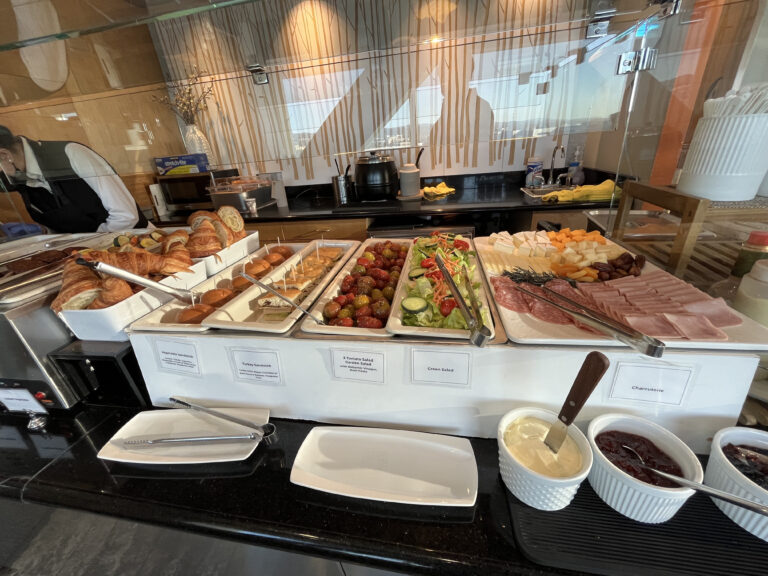 Flight Review: The New Hawaiian Airlines First Class Suites