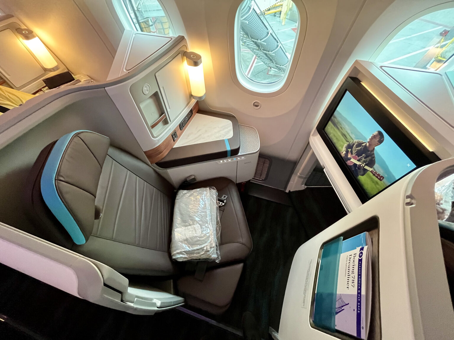 All the Routes Where You Can Book Lie-Flat Seats in the U.S. Right Now