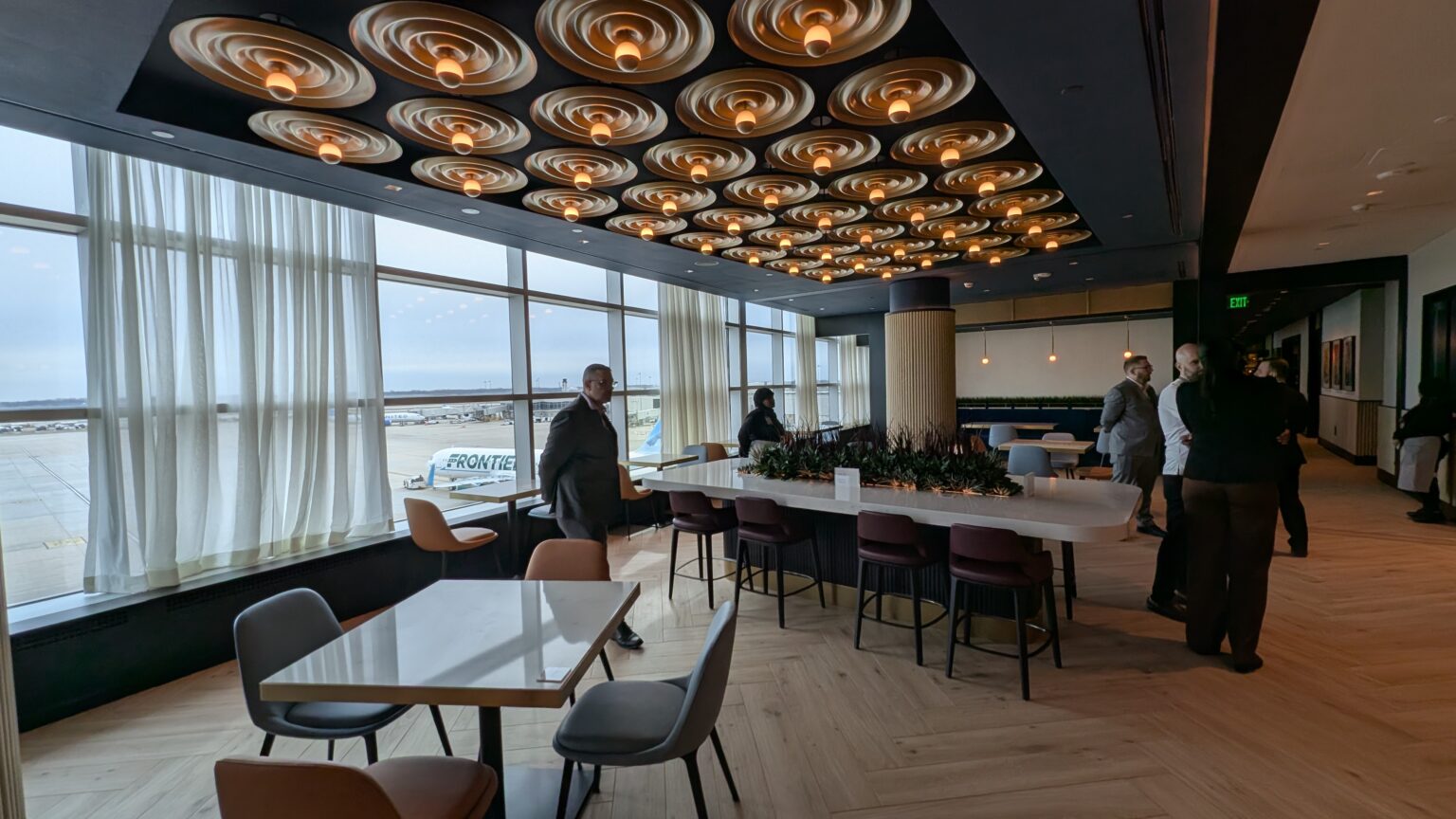 An Inside Look at the New Chase Sapphire Lounge in Philadelphia (PHL)